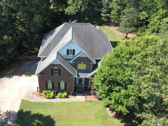 421 Cricket Hearth Rd, Sanford, NC 27330