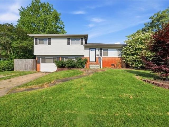 421 Cronin Rd, Virginia Beach, VA 23452