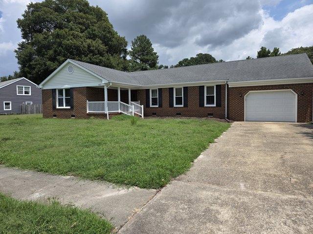 421 Currituck Dr, Chesapeake, VA 23322