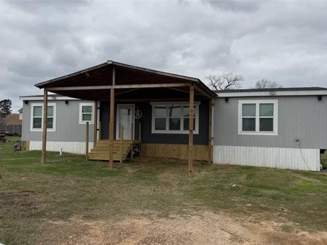 421 Bower Ln, Conroe, TX 77303