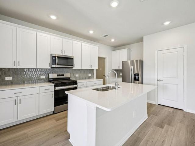 421 Dorothy Dr, Princeton, TX 75071