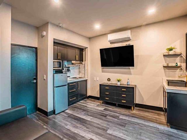 421 E Street Studio Apartment for Rent at 421 E St, San Diego, CA 92101 Gaslamp
