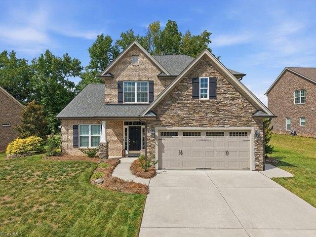 421 Freemont Dr, Thomasville, NC 27360