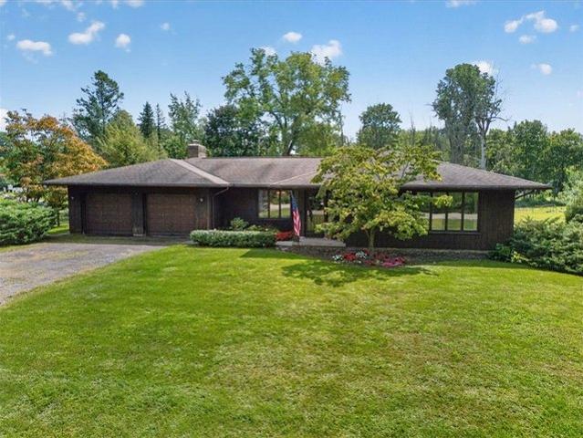 421 Furman Rd, Fairport, NY 14450