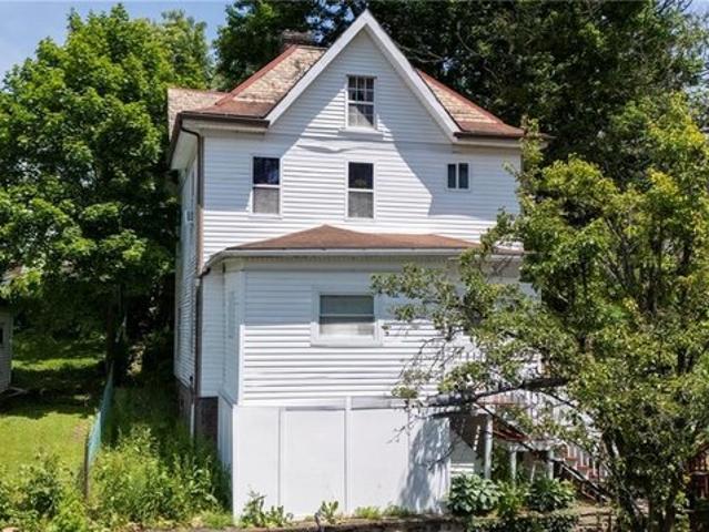 421 Harrison Ave, Greensburg, PA 15601