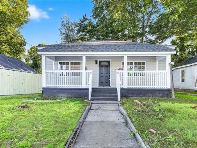 421 Jackson St, Suffolk, VA 23434