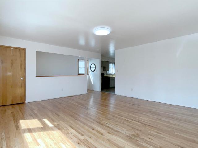 421 Manila Ave # 3