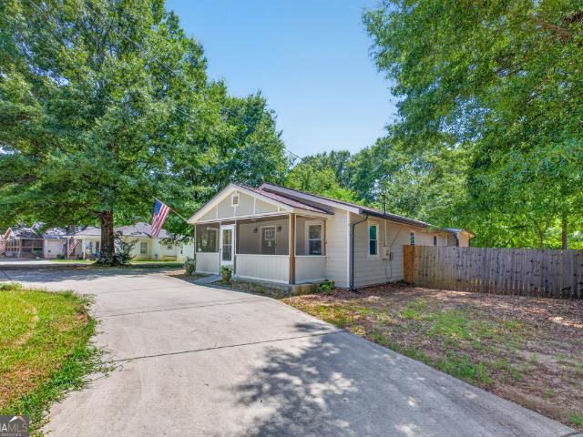 421 Maple Lane