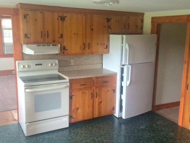 421 N East St, Amherst, MA 01002 | MLS #73499