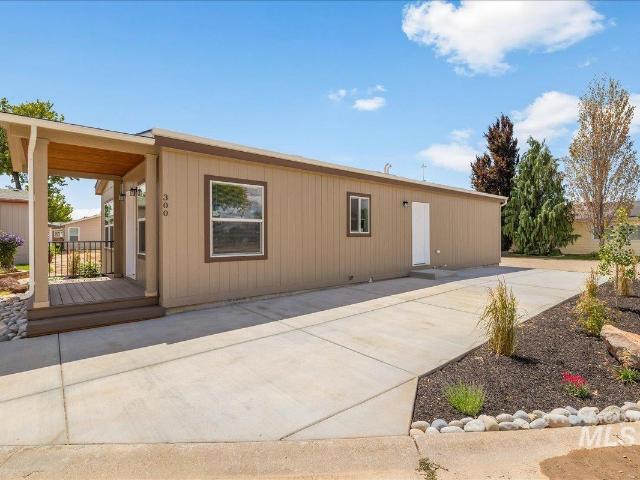 421 S Curtis Rd, #300
