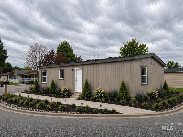 421 S Curtis Rd, Unit 300 Boise, ID 83705 | MLS #98983
