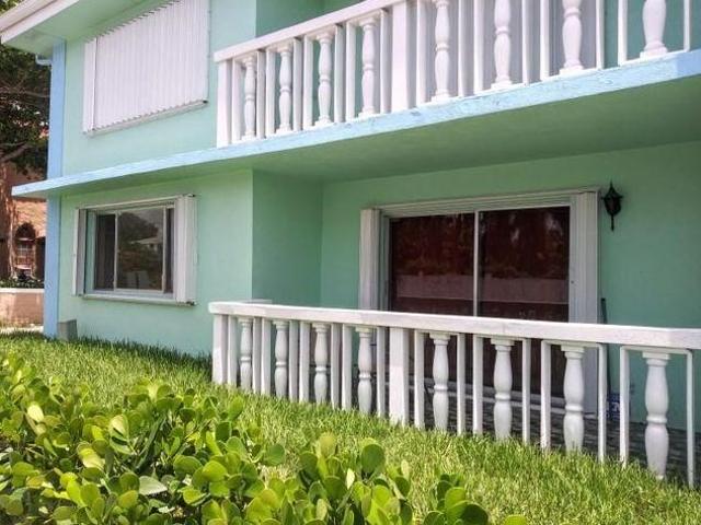 421 S Lakeside Dr #5 Lake Worth, FL 33460