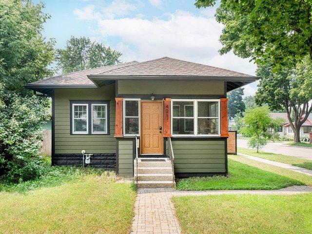 421 Snelling Ave S, Saint Paul, MN 55105