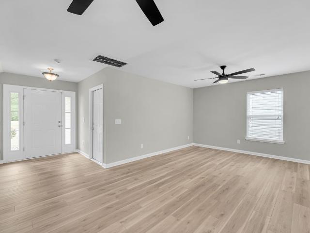 421 Savannah River Dr, Summerville, SC 29485 | MLS #26010
