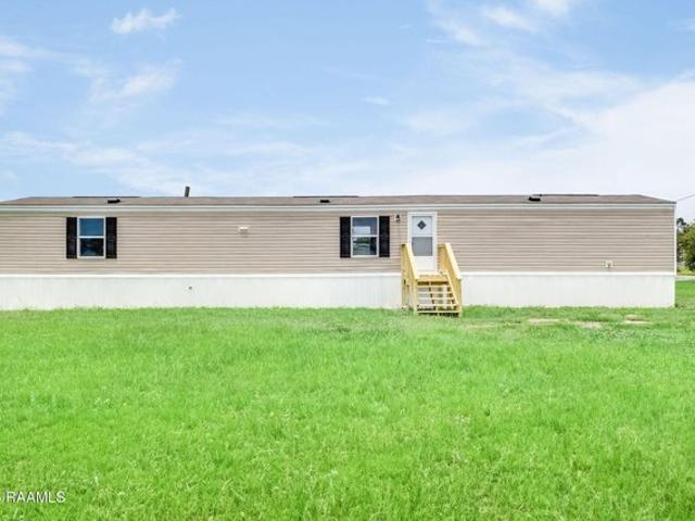 421 Saint Jude Ave, Opelousas, LA 70570