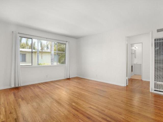 421 San Vicente Apartments 2 Bedroom Apartment for Rent at 421 San Vicente Blvd, Santa Monica, CA 90402 North of Montana