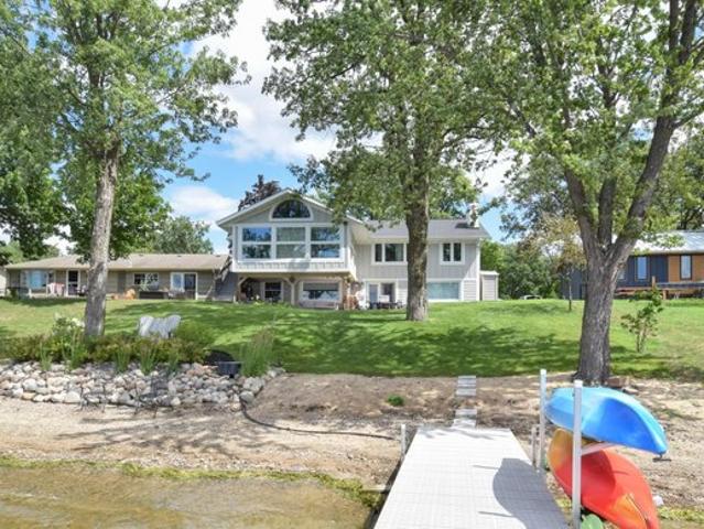 421 Shoreacres Dr, Big Lake, MN 55309