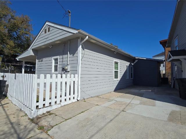 421 Sidney St, Unit 1/2, Houston, TX 77003 | MLS #9511