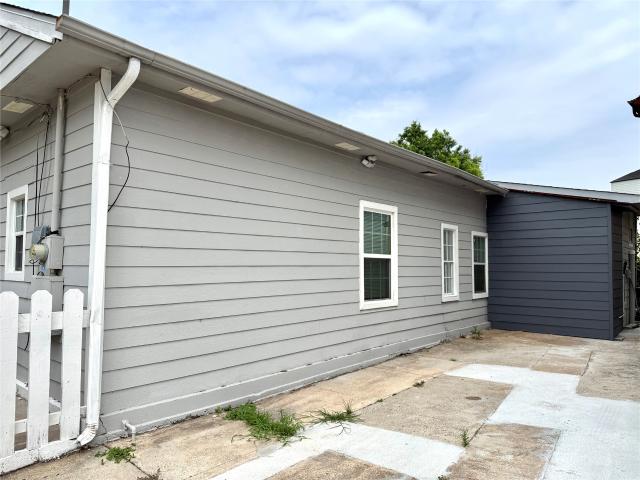 421 Sidney Street 1/2