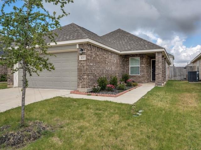 421 Sussex Dr, Everman, TX 76140