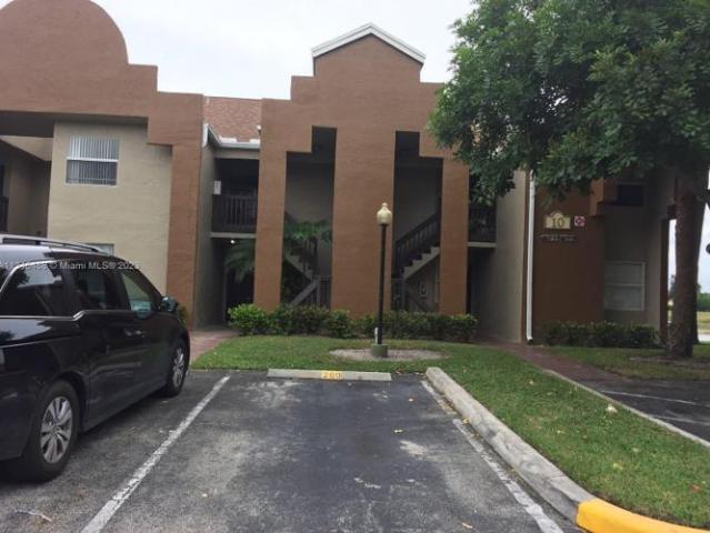 421 SW 113th Way #421, Pembroke Pines, FL 33025