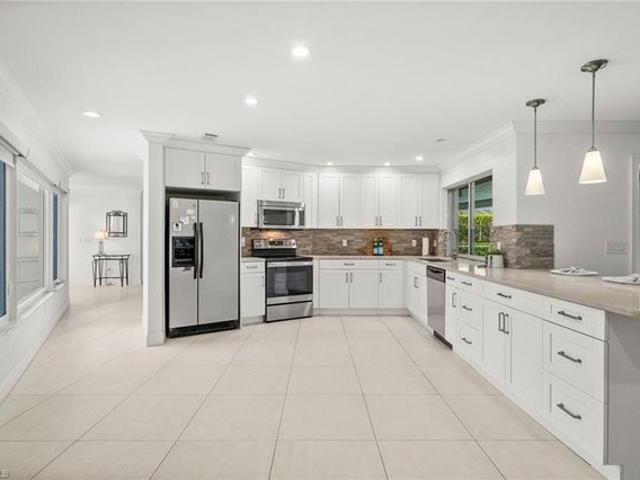 421 Palm River Blvd, Naples, FL 34110