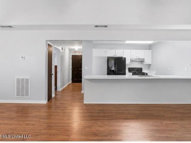421 Pelahatchie Shore Drive