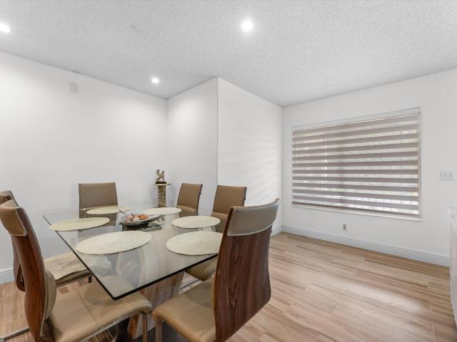 421 Pine Glen Ln, Unit A2, Greenacres, FL 33463 | MLS #B26041
