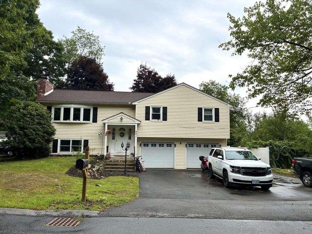 421 Pleasant St, Laconia, NH 03246
