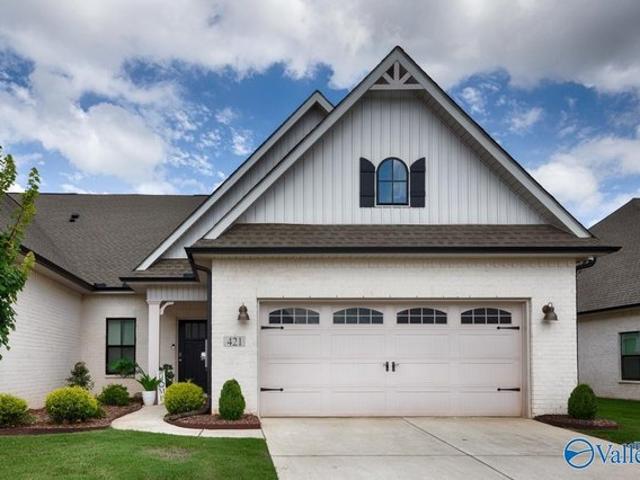 421 Raleigh Elm Dr SW, Huntsville, AL 35824