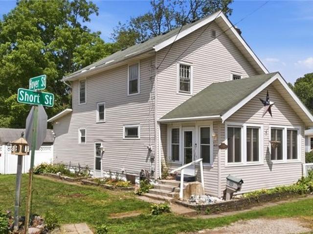 421 Riverside Dr, Loudonville, OH 44842