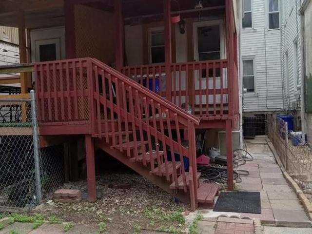421 W Windsor Street