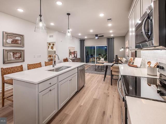 421 Washington Street # 202 CANNON