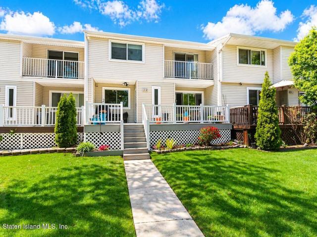 421 Willow Road East, Unit 2 | Compass