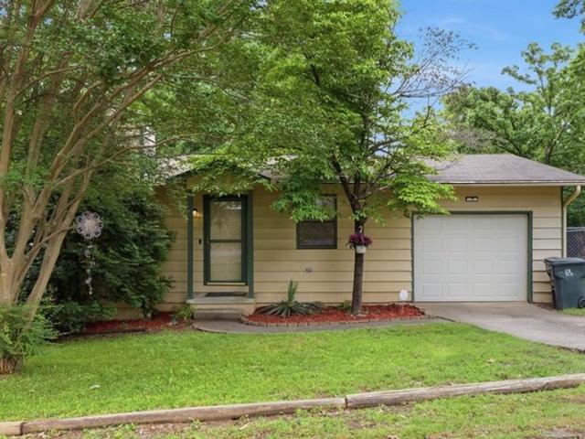 421 Trumpler St, Little Rock, AR 72211