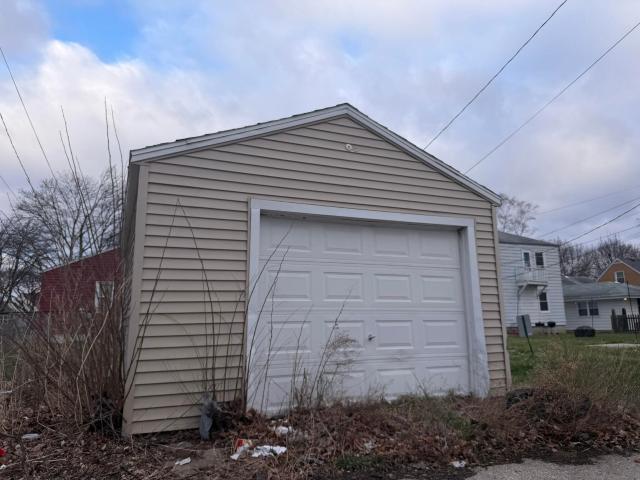 4224 N 53rd St