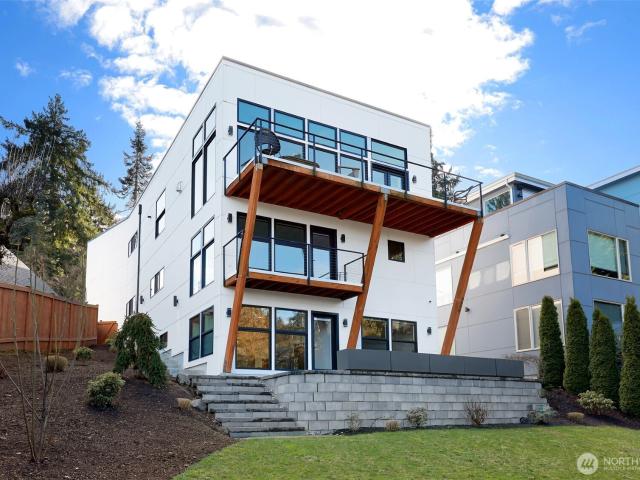 4224 NE 124th Street