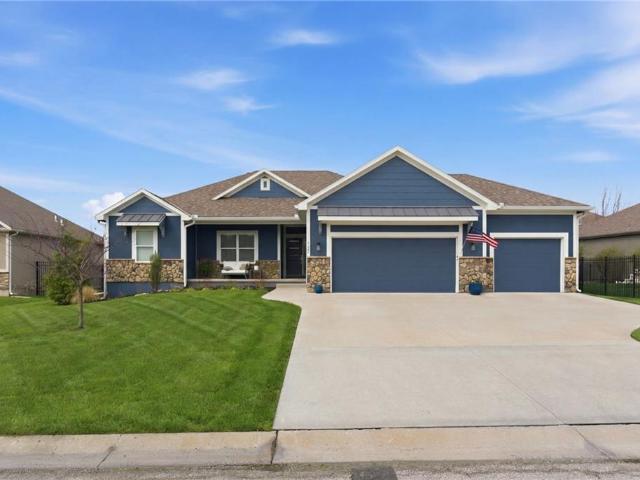 4224 S White Sands Ct, Blue Springs, MO 64015 | MLS #2614 | Compass