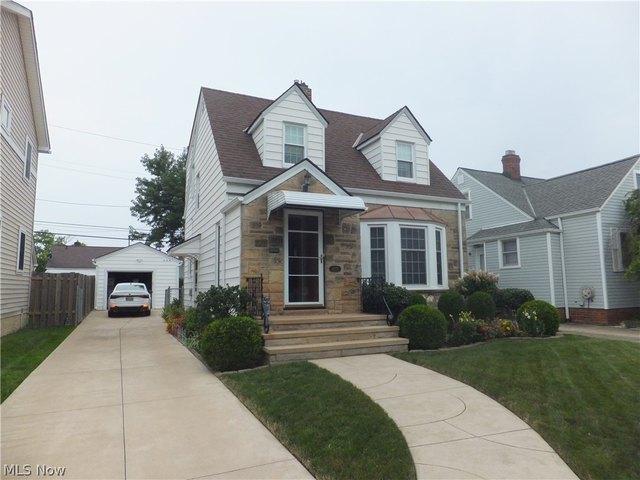 4224 W 58th St, Cleveland, OH 44144