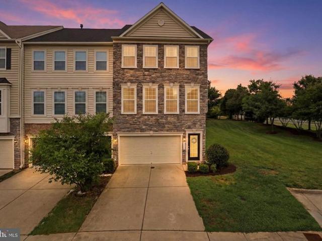 42251 Dean Chapel Sq, Chantilly, VA 20152