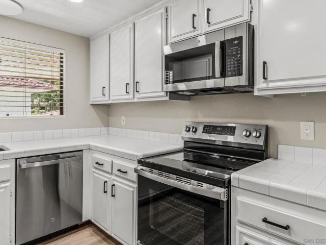 4225 Asher # 40