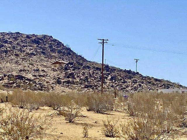 4225 Benji Ave, Joshua Tree, CA 92252