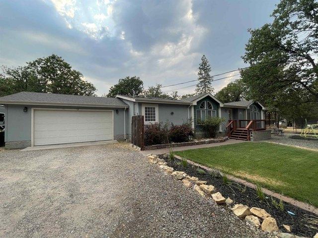 4225 Pineview Dr, Yreka, CA 96097
