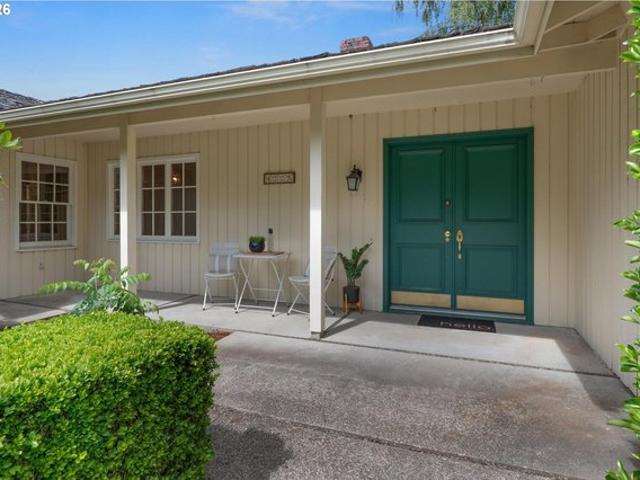 4225 SW 52nd Ave, Portland, OR 97221