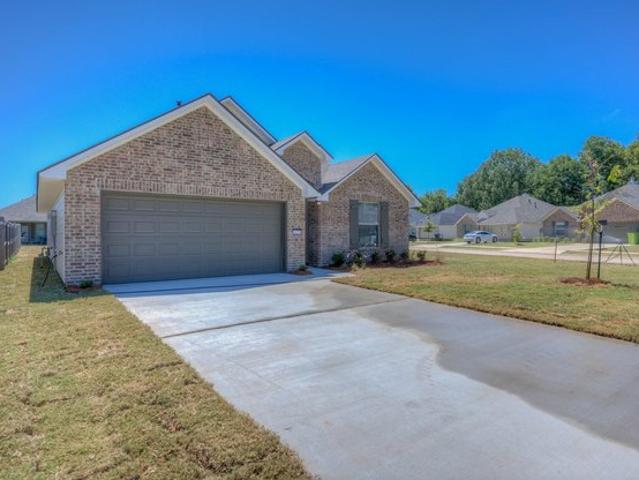 4225 Toledo Bend Dr, Bossier City, LA 71111