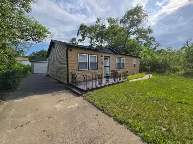 4225 20th Pl, Gary, IN 46404 MLS #823231
