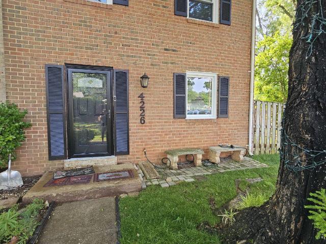 4226 Embassy Dr, Woodbridge, VA 22193 | MLS #VAPW2117 | Compass