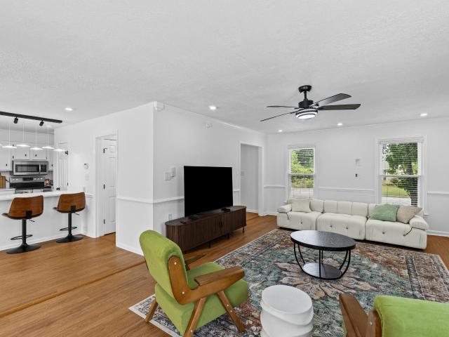 4226 Green Ivy Circle