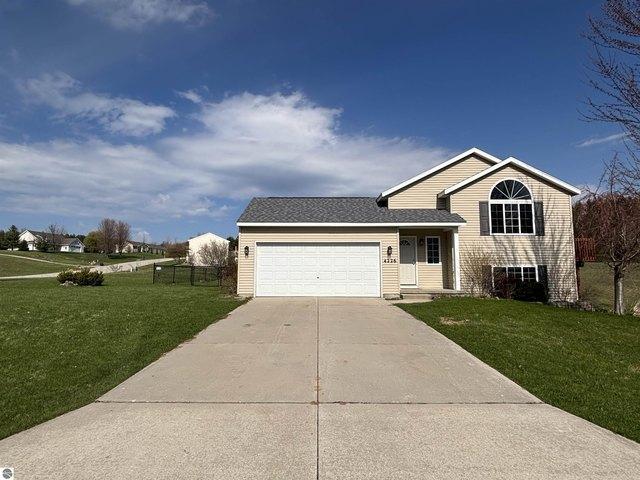 4226 Harr Dr, Traverse City, MI 49685