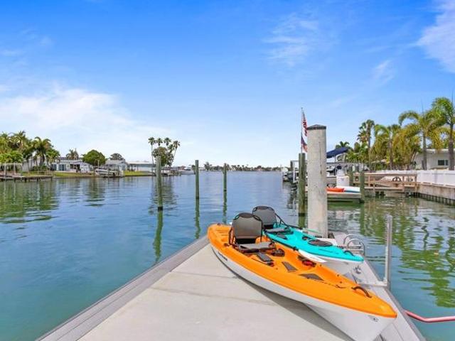 4226 Holland Dr, Saint Pete Beach, FL 33706